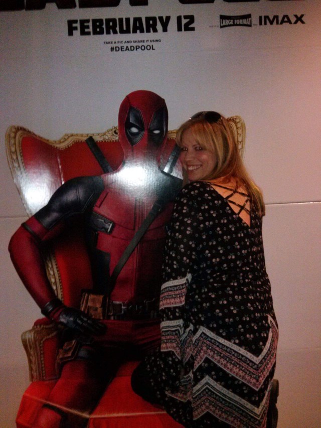 Earth to Shawna sci-fi blogger embraces the word ‘nerd’ – No Man's Land