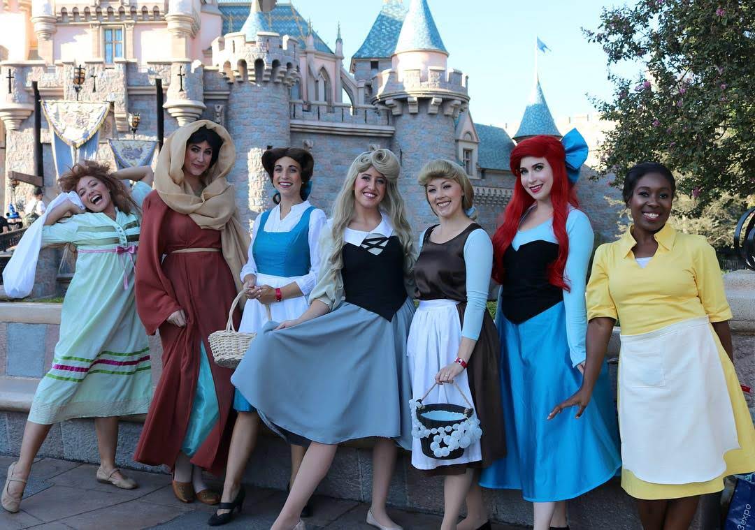 Vlogger creates Disney magic with epic group bounds – No Man's Land